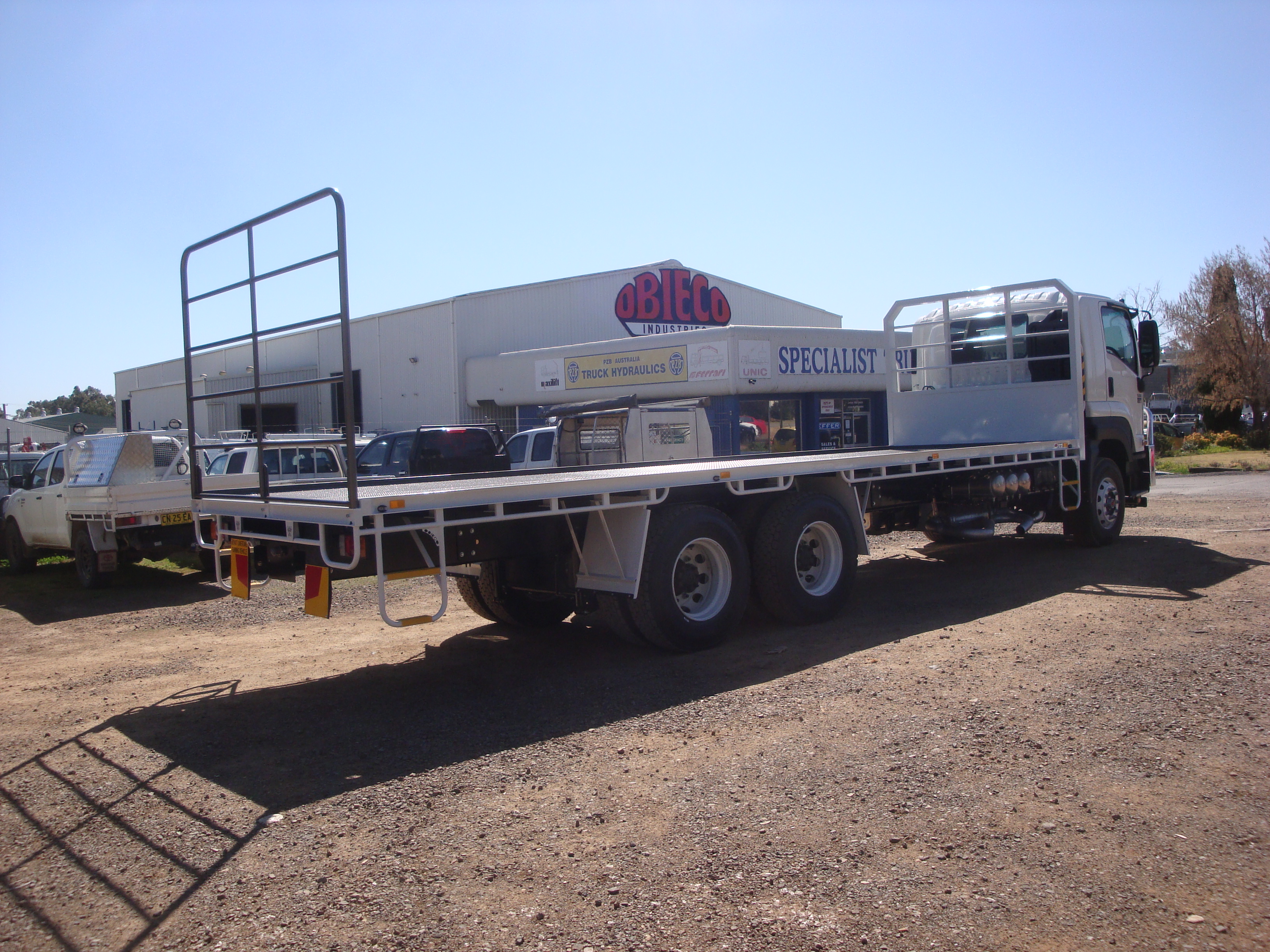 Table top truck bodies | Obieco