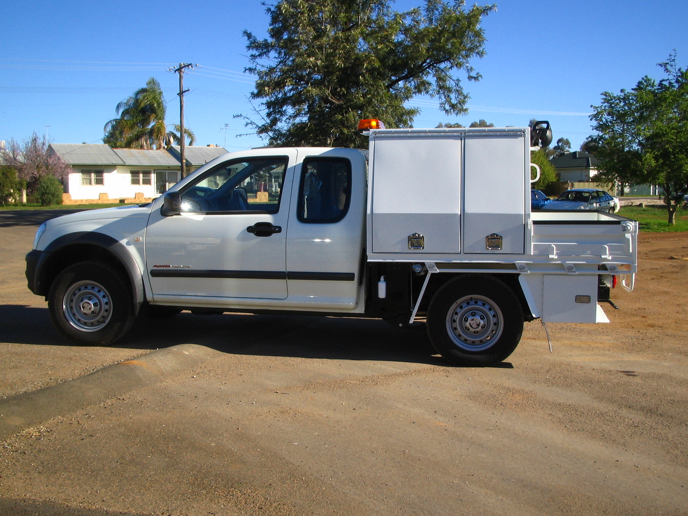 1 Tonner Service Bodies | Obieco