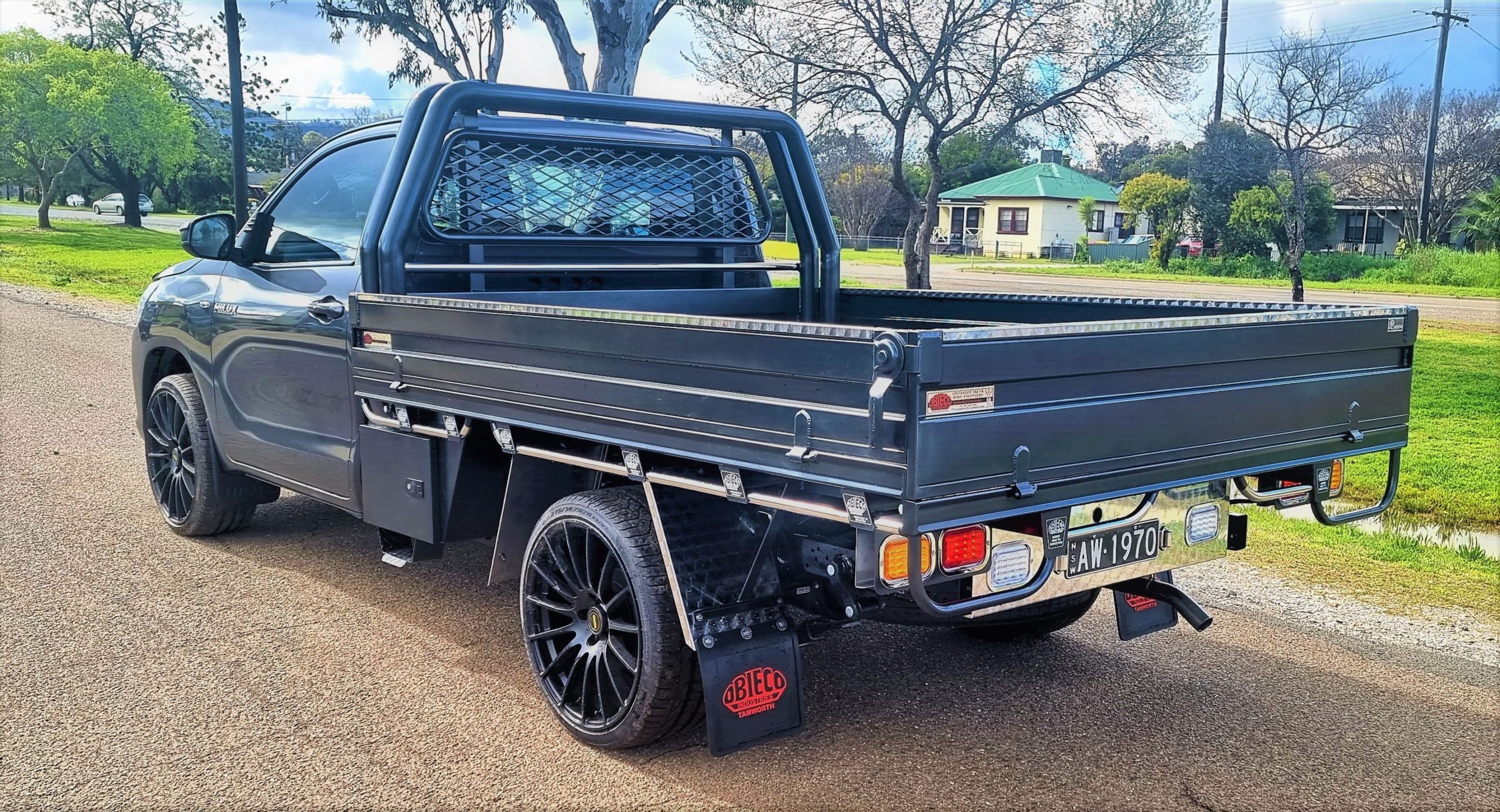 One Tonne – Hilux | Obieco